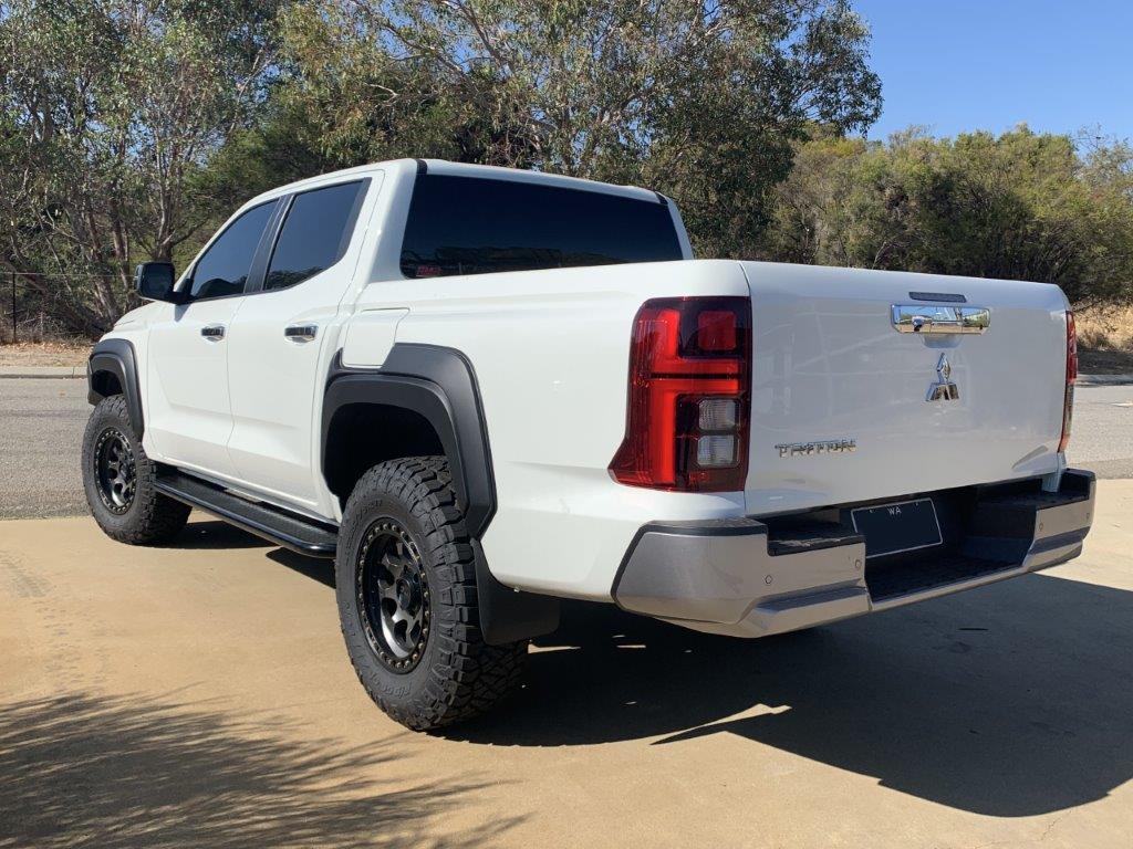 Mitsubishi Triton (2024-2030) MV Xrox Rock Sliders (SKU: RSTMV-STEP ...