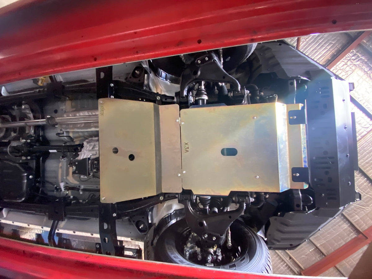 Toyota Hilux (2015-2024) Xrox Sump/Front Diff Guard Bash Plate Under B ...